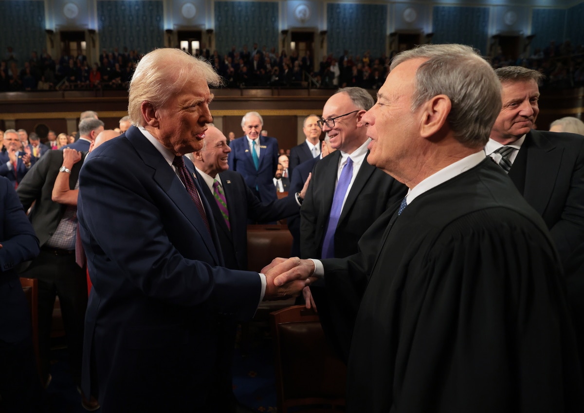 ロバーツ連邦最高裁長官の苦悩：「司法の危機」新年度の留意点：冨田浩司 | From Across the Potomac | 新潮社 Foresight(フォーサイト) | 会員制国際情報サイト